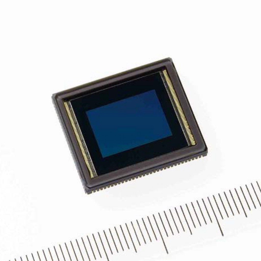 4K CMOS-Sensor von Sharp für Mobilgeräte